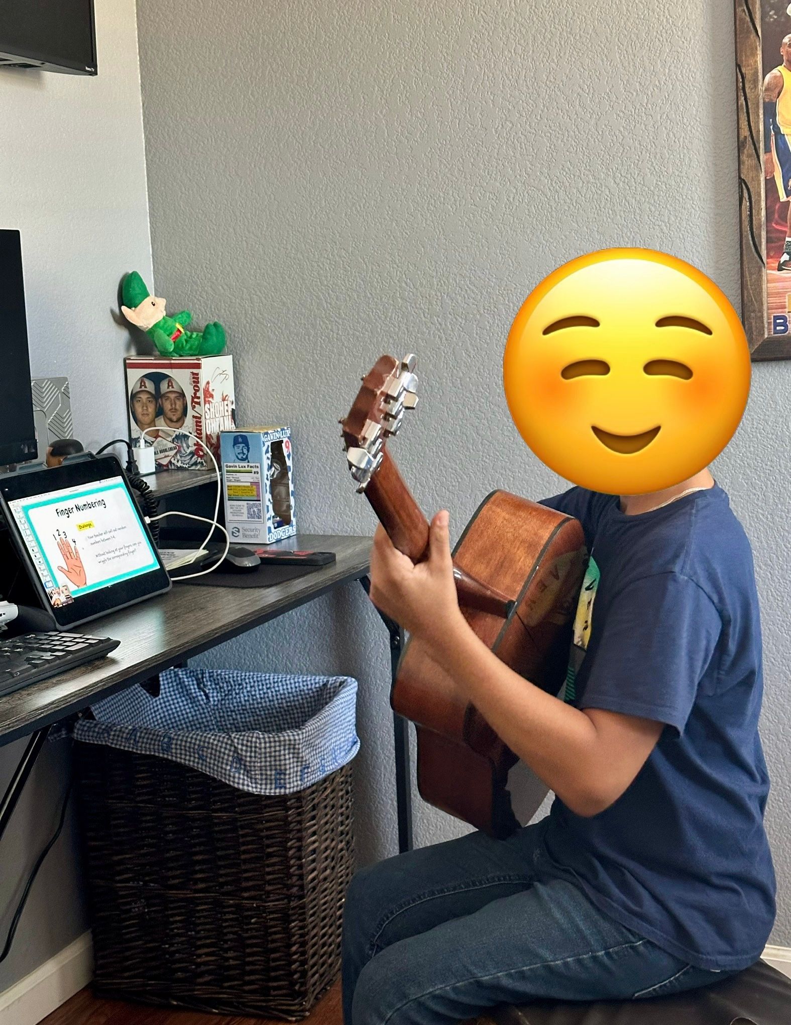 Become a Master at Guitar! 1-On-1 Lessons With Musician Jon D | Small ...