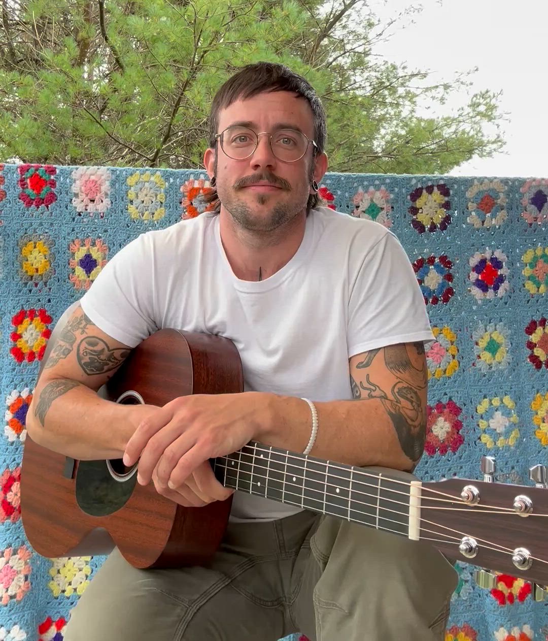 Let's Play Guitar! 1:1 Beginner Guitar Lessons for Kids! | Small Online ...